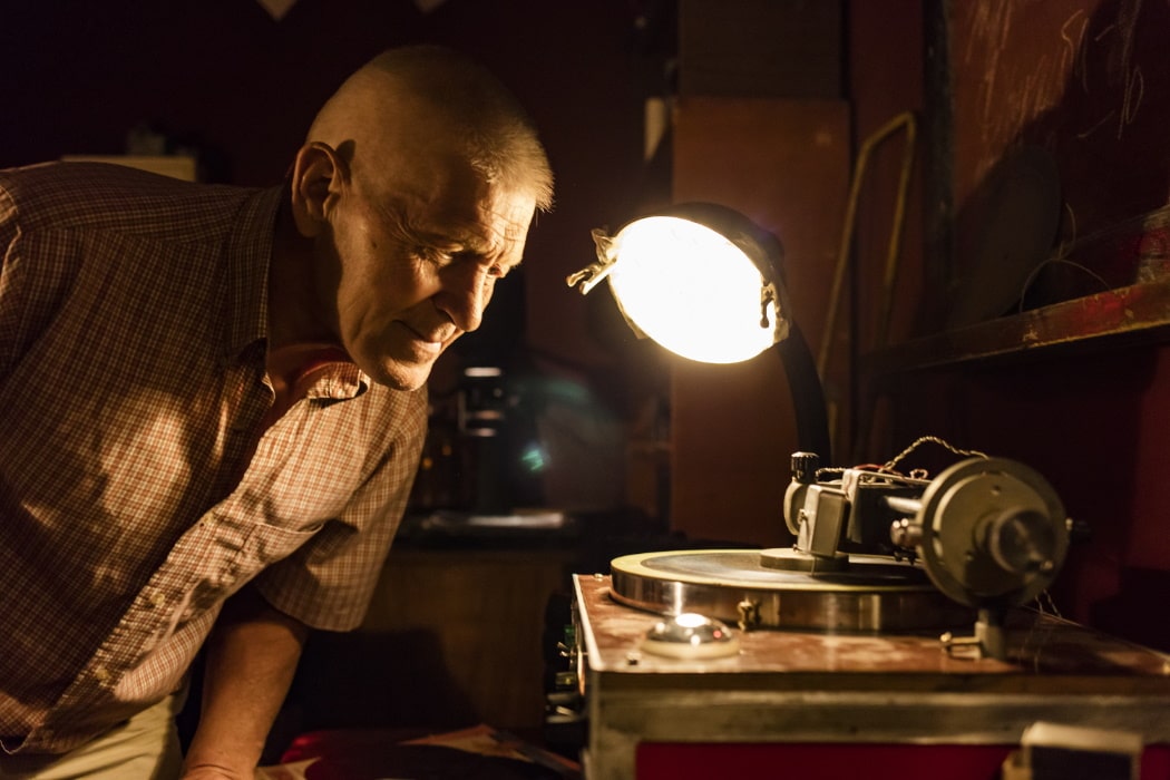 BONE MUSIC - X-Ray Audio project at Villa Heike | DEEDS NEWS